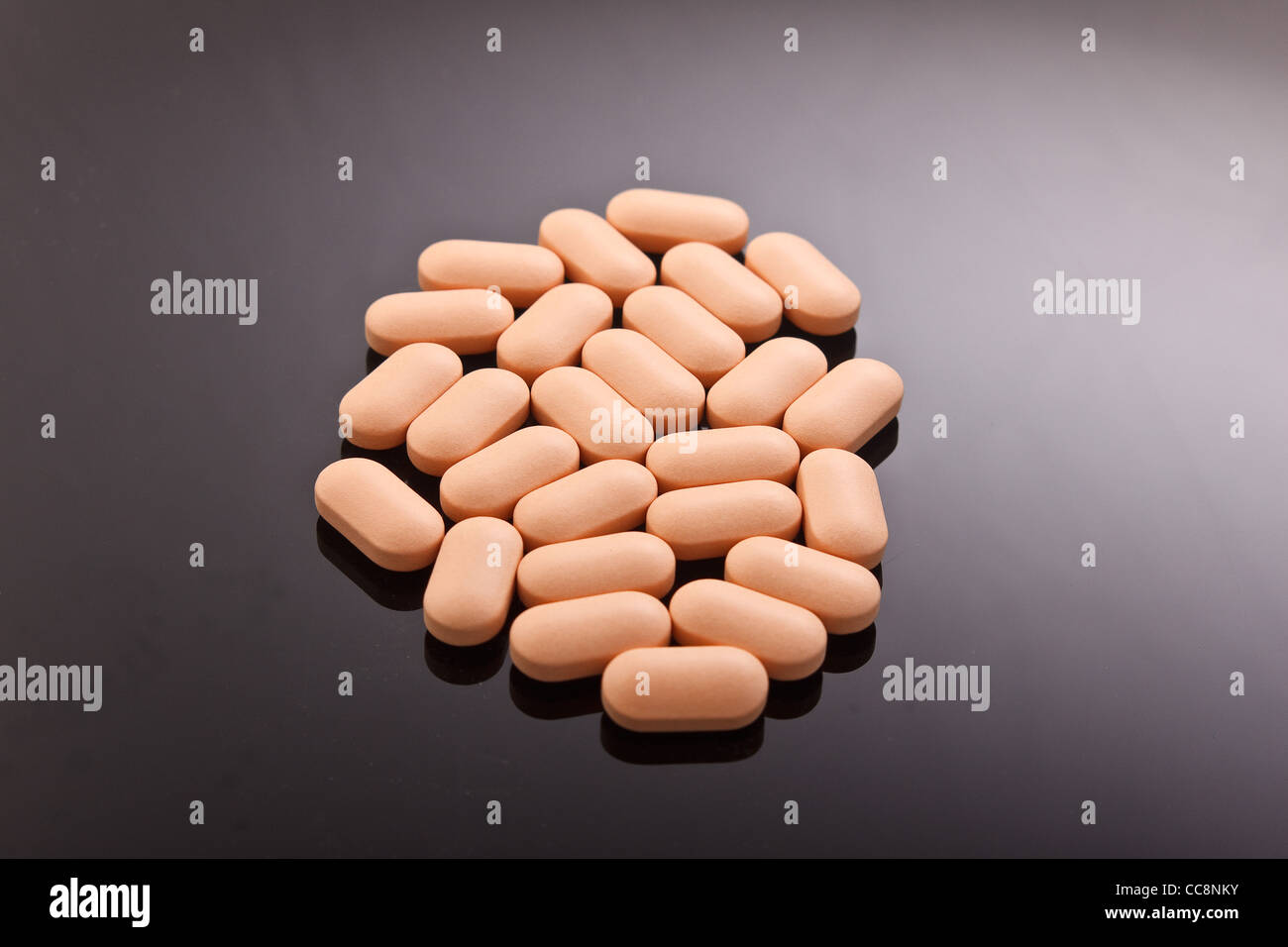 Rose pills hi-res stock photography and images - Alamy