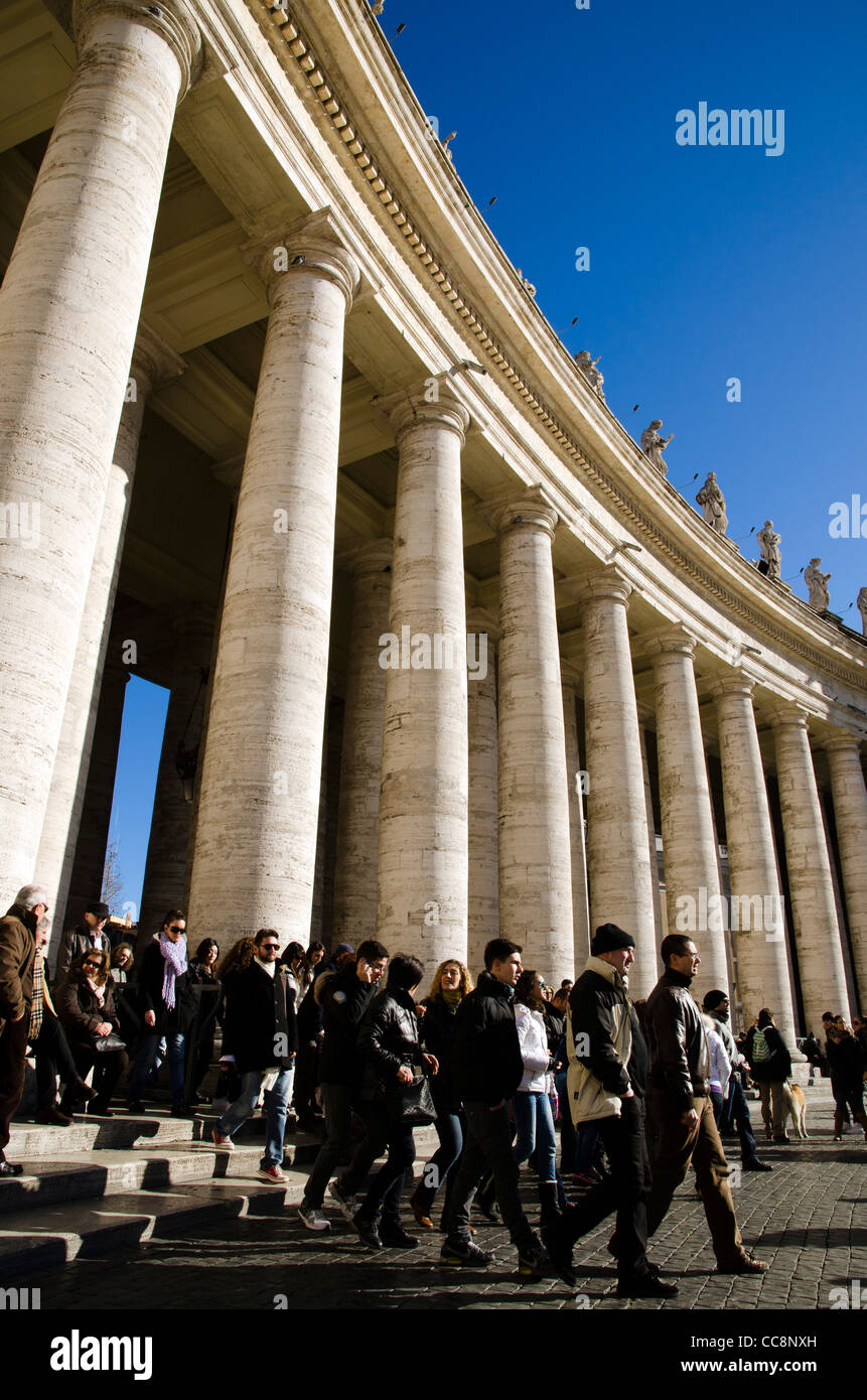 Vatican columns hi-res stock photography and images - Alamy