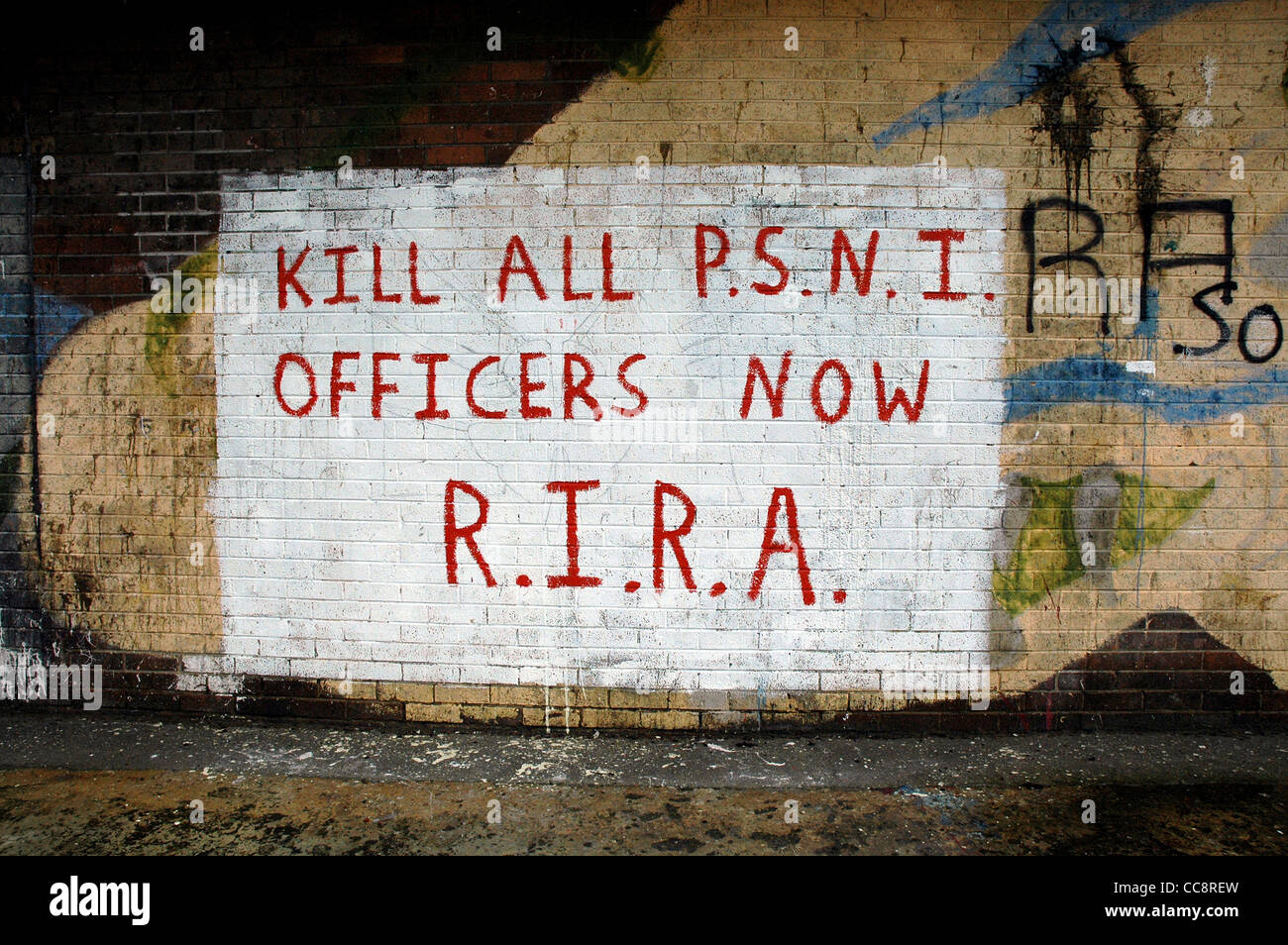 Political graffiti supporting the Real IRA in the Bogside, Londonderry ...