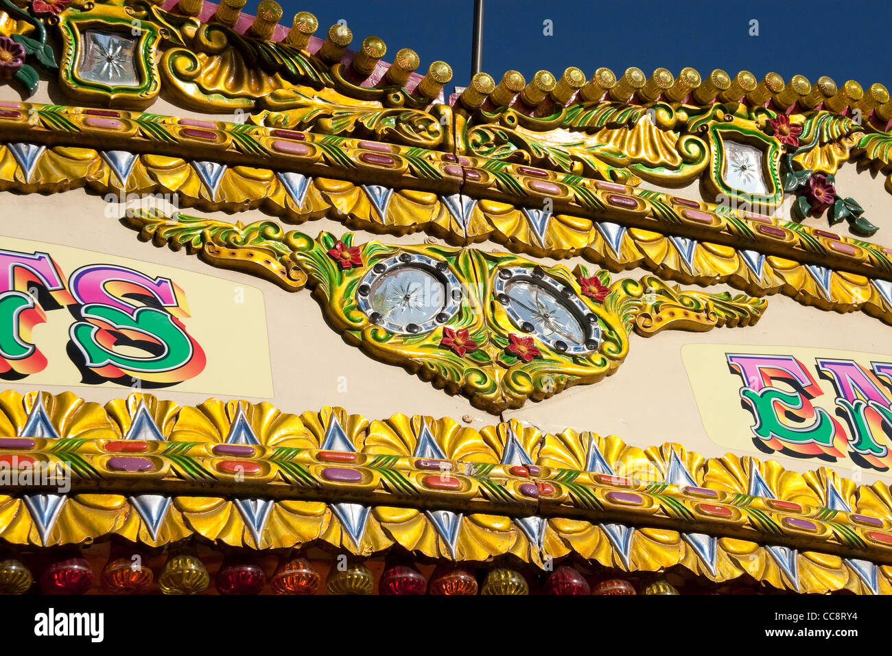 Childrens ride christmas market hi-res stock photography and images - Alamy