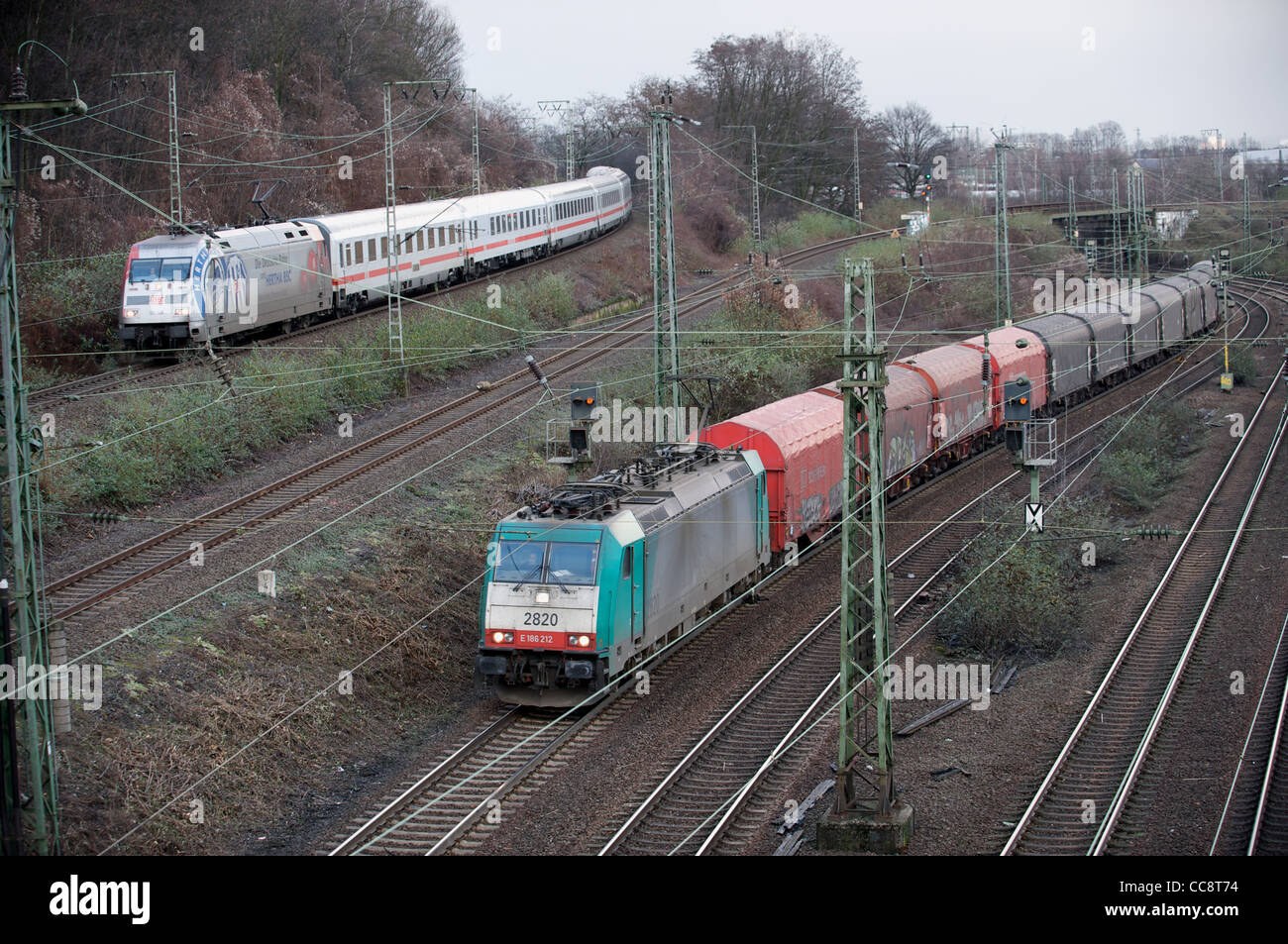 Passenger trains hi-res stock photography and images - Alamy