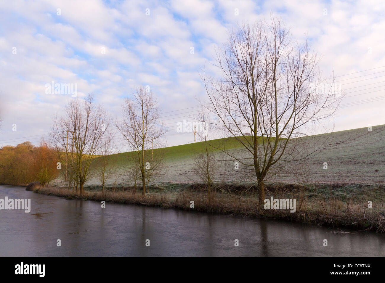 Frosty cold winter countryside landscape hi-res stock photography and ...