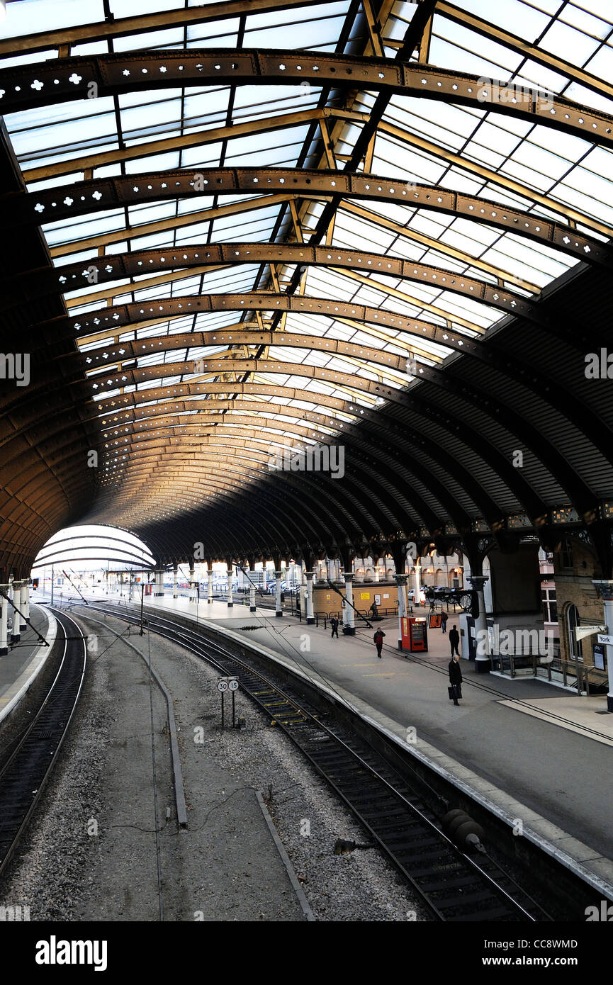 york railway station showing its arched roof england uk Stock Photo - Alamy