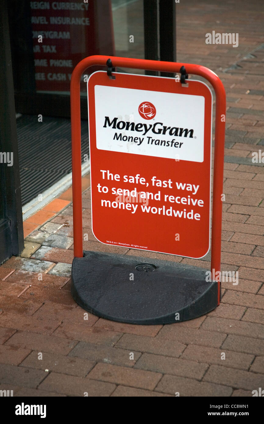 Moneygram hi-res stock photography and images - Alamy