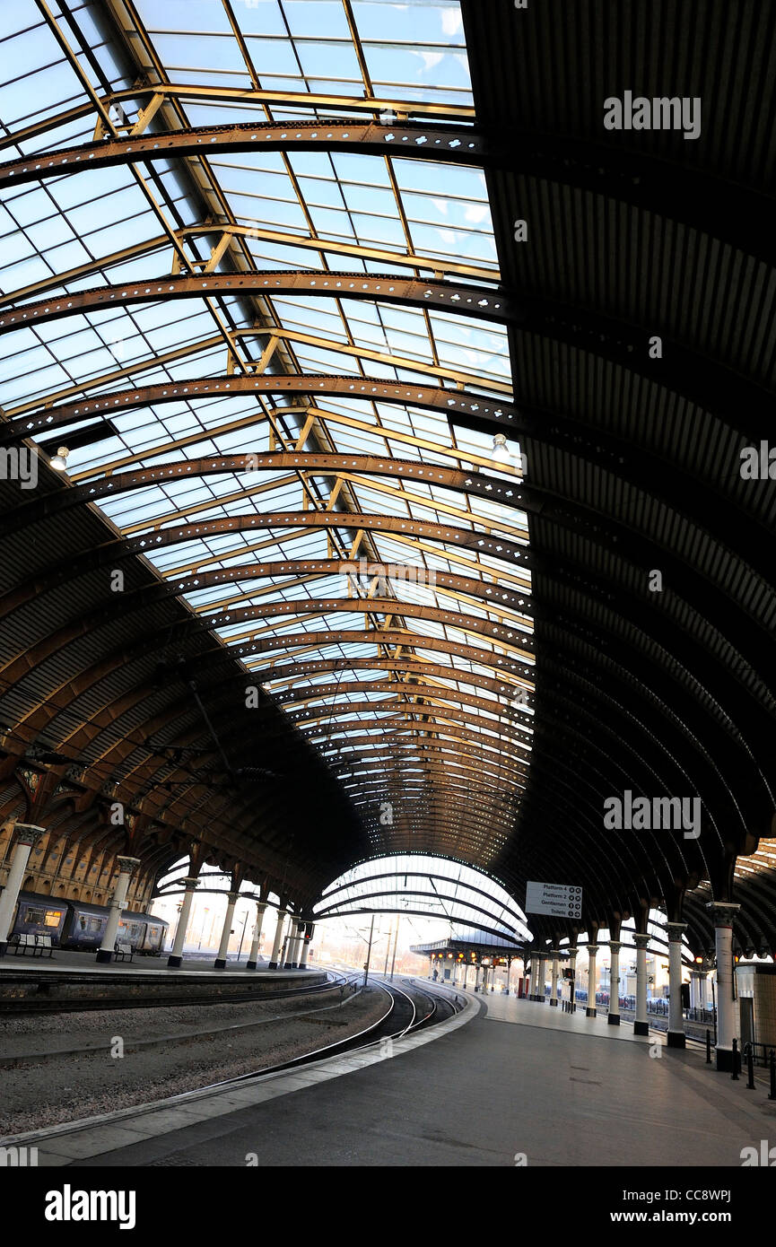 Roof rails hi-res stock photography and images - Alamy