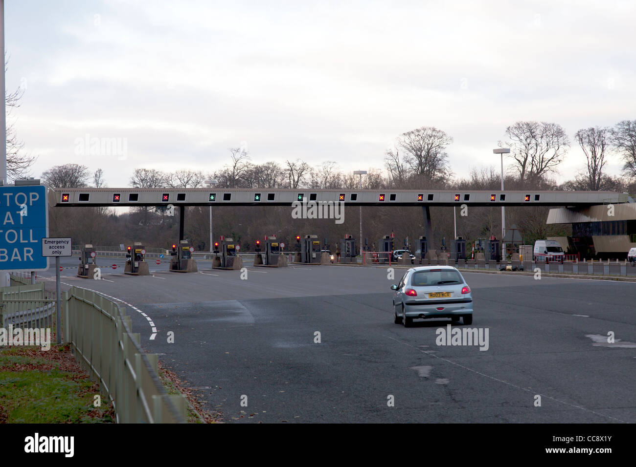 Toll bar on humber bridge, Hull, stop and pay for crossing at booths ...
