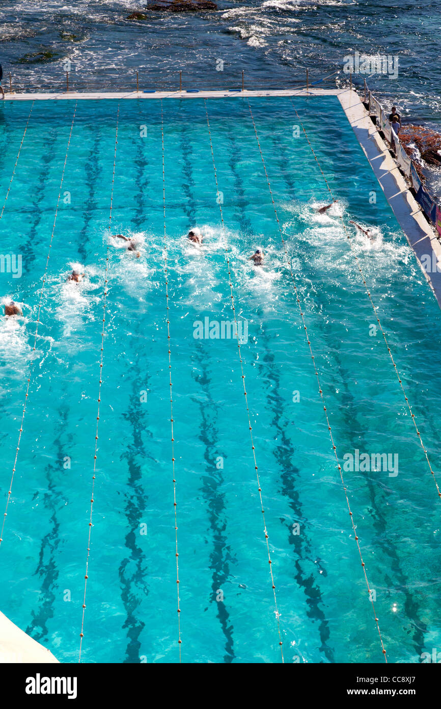 Pool at Bondi Icebergs Surf Life Saving at Bondi Beach Sydney with ...