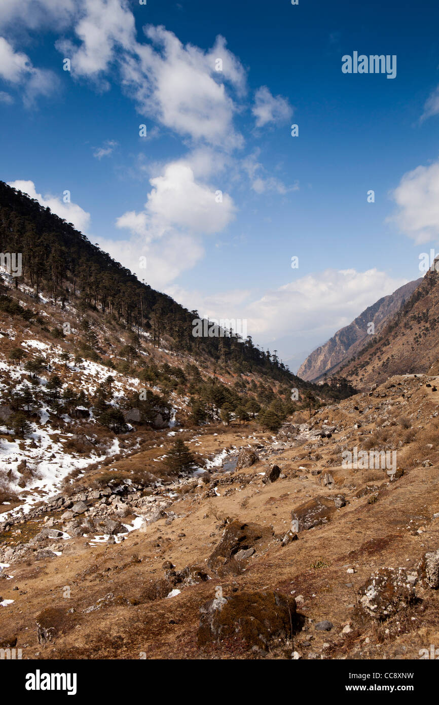 India, Arunachal Pradesh, Sela river valley, beautiful landscape beside ...