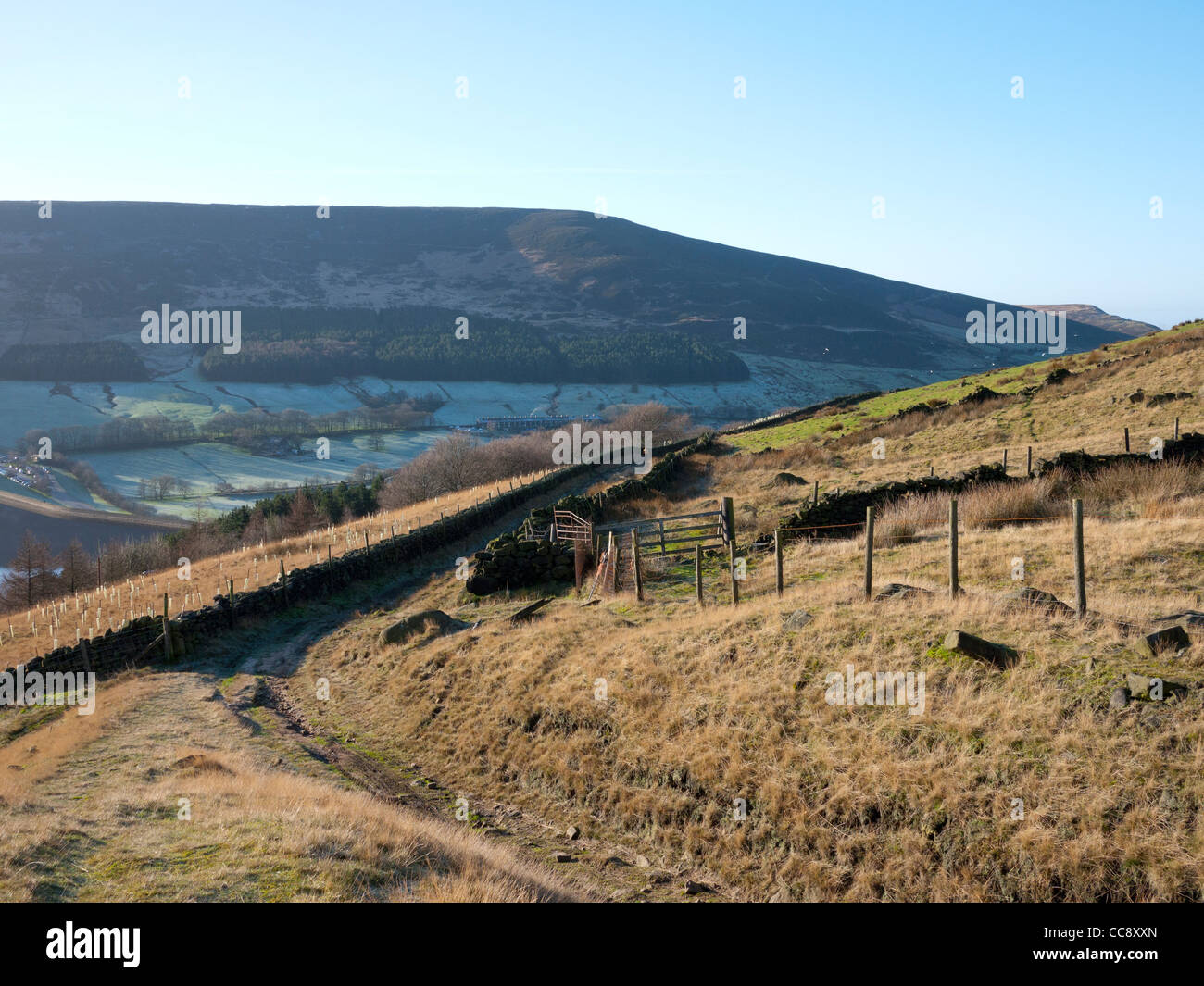 Footpath and farm track, Saddleworth, Greenfield, Lancashire, England ...