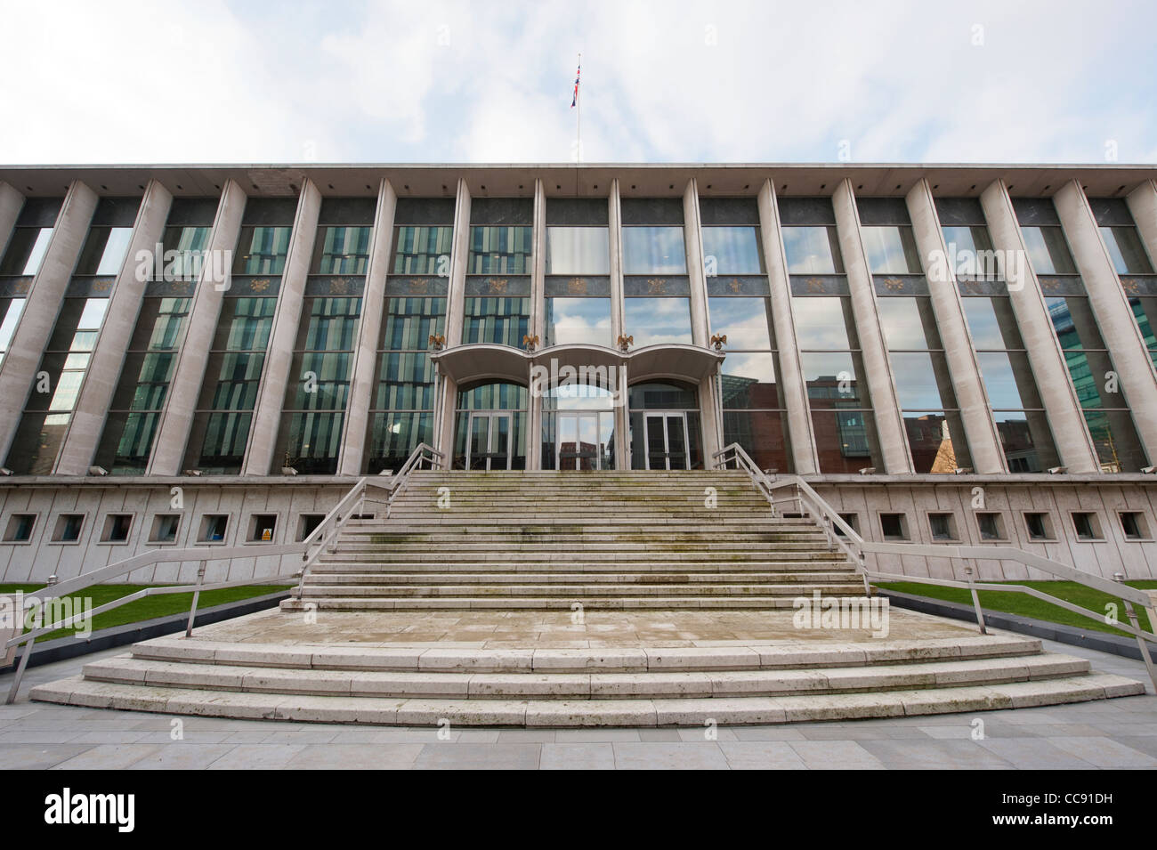 Manchester Crown Court, based in Crown Square in Dolefield ...