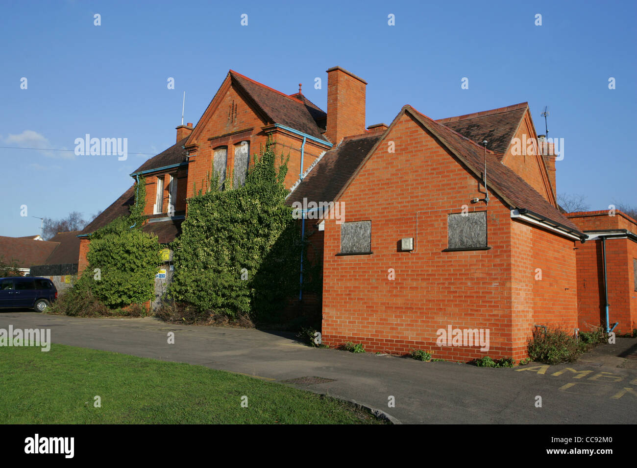 Cottage hospital hi-res stock photography and images - Alamy