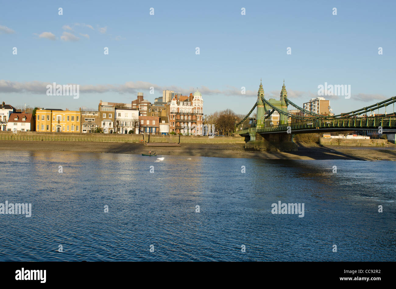 Hammersmith bridge hi-res stock photography and images - Alamy