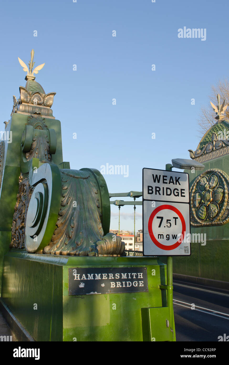 Weak Bridge and Hammersmith Bridge sign end of suspension green pier ...
