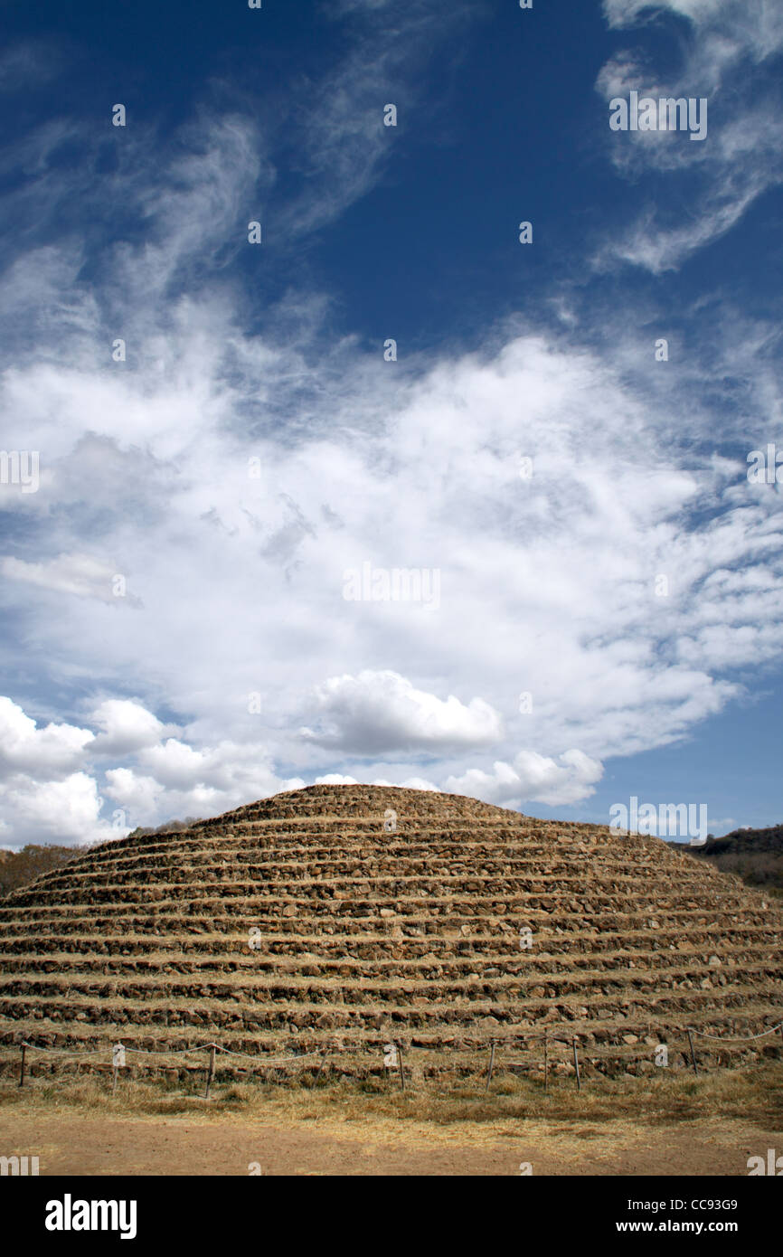 Los guachimontones hi-res stock photography and images - Alamy