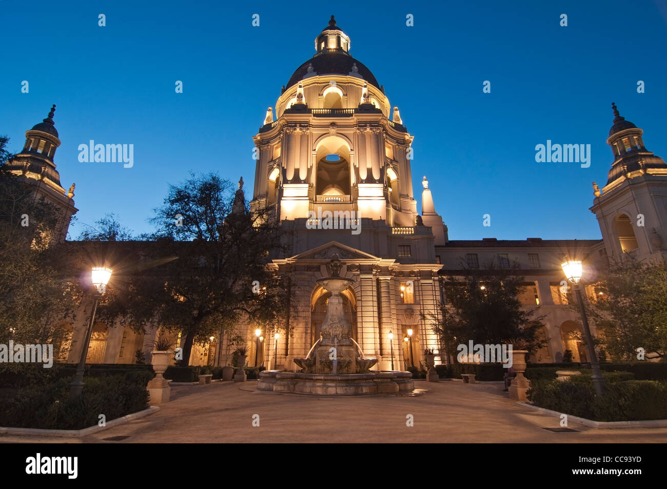 The beautiful Pasadena City Hall Stock Photo - Alamy