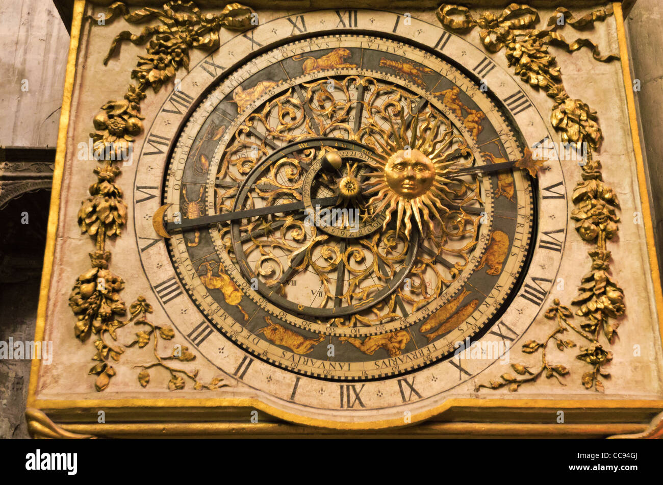 Cathedral clocks in france hi-res stock photography and images - Alamy
