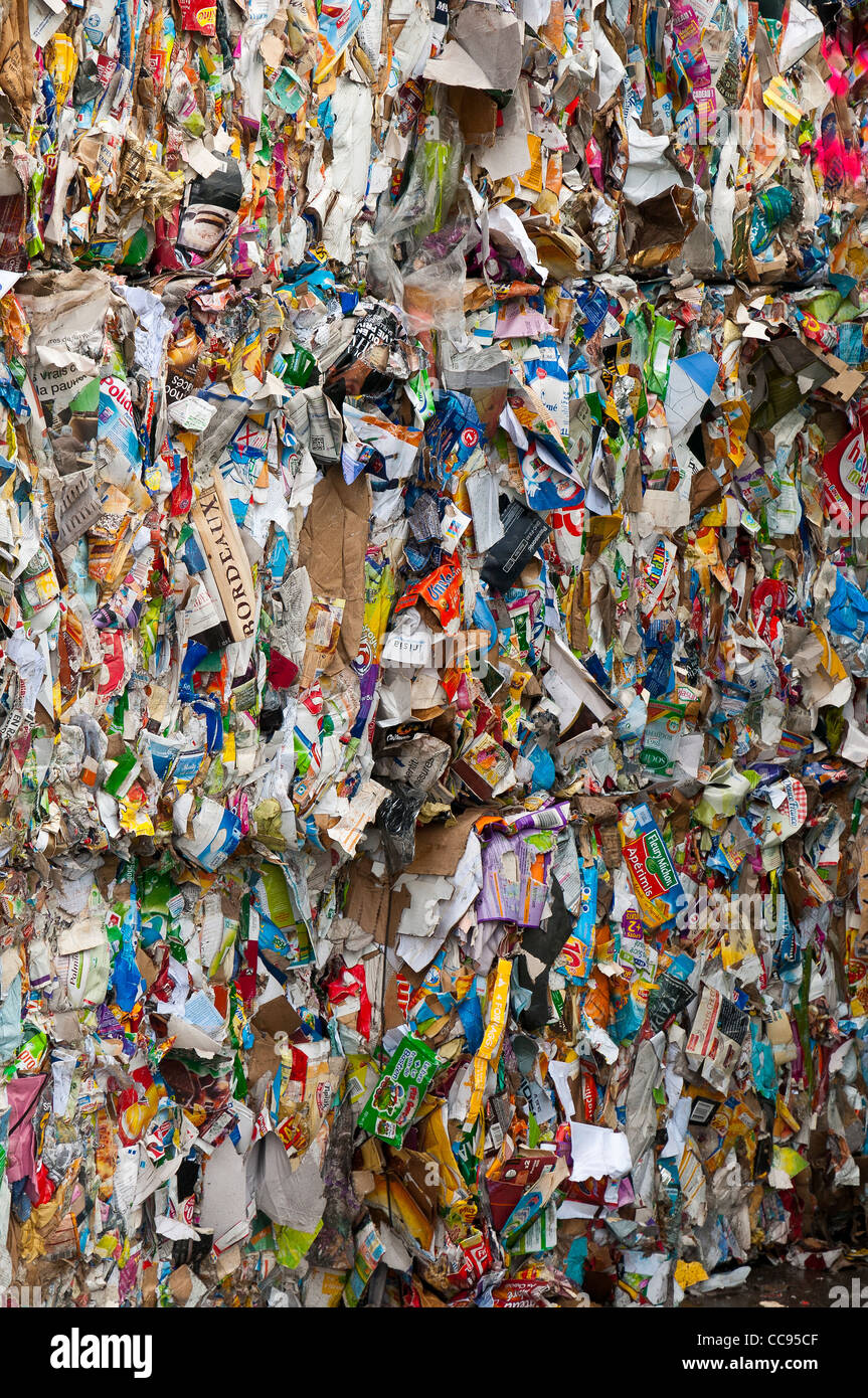 Cardboard bales waste recycling hi-res stock photography and images - Alamy