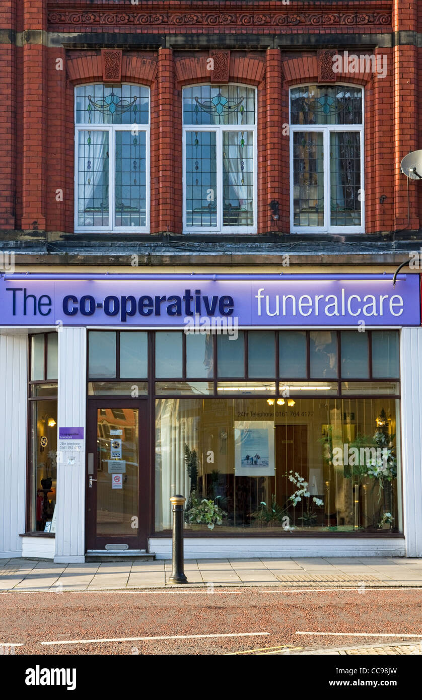 Co op funeral hi-res stock photography and images - Alamy