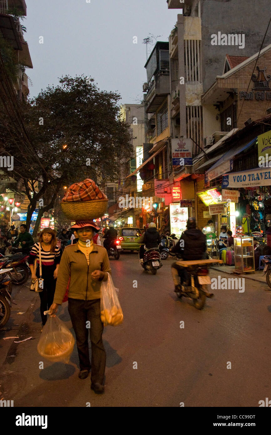 Daily life in the evening, Hanoi, Vietnam Stock Photo - Alamy