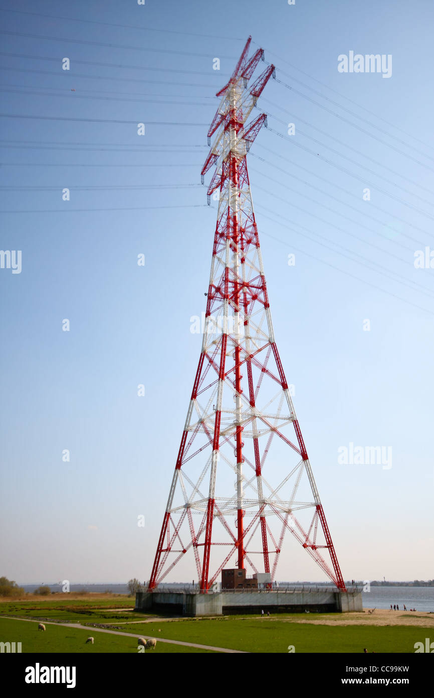 This electricity pylon located in Hetlingen, near Hamburg, is Europes ...