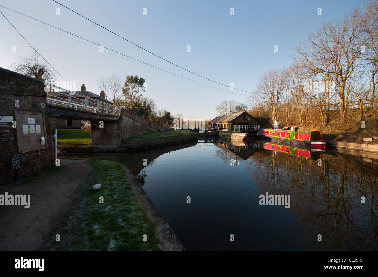 Dry dock at Bulbourne Junction, Grand Union Canal, Herts UK Stock Photo ...