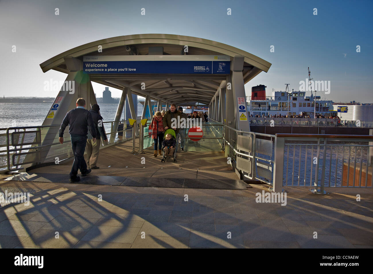 Floating terminal hi-res stock photography and images - Alamy