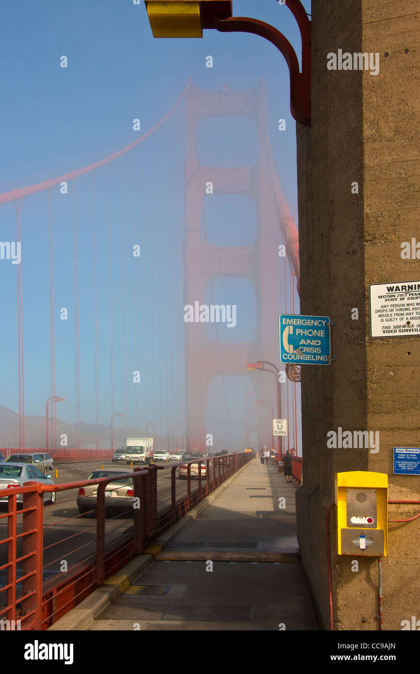 Emergency phone and crisis counseling at Golden Gate Bridge Stock Photo ...
