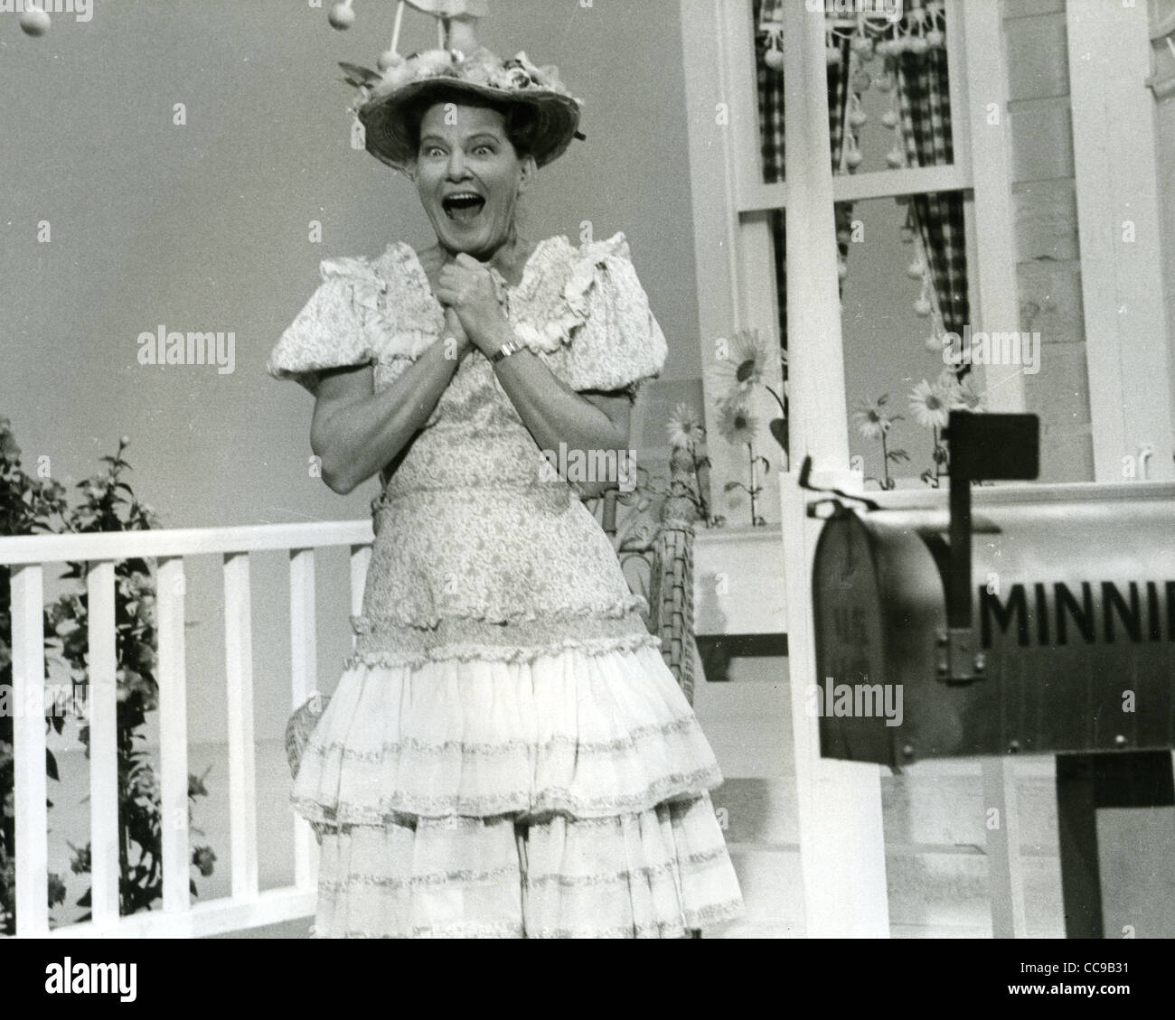 Minnie pearl hi-res stock photography and images - Alamy