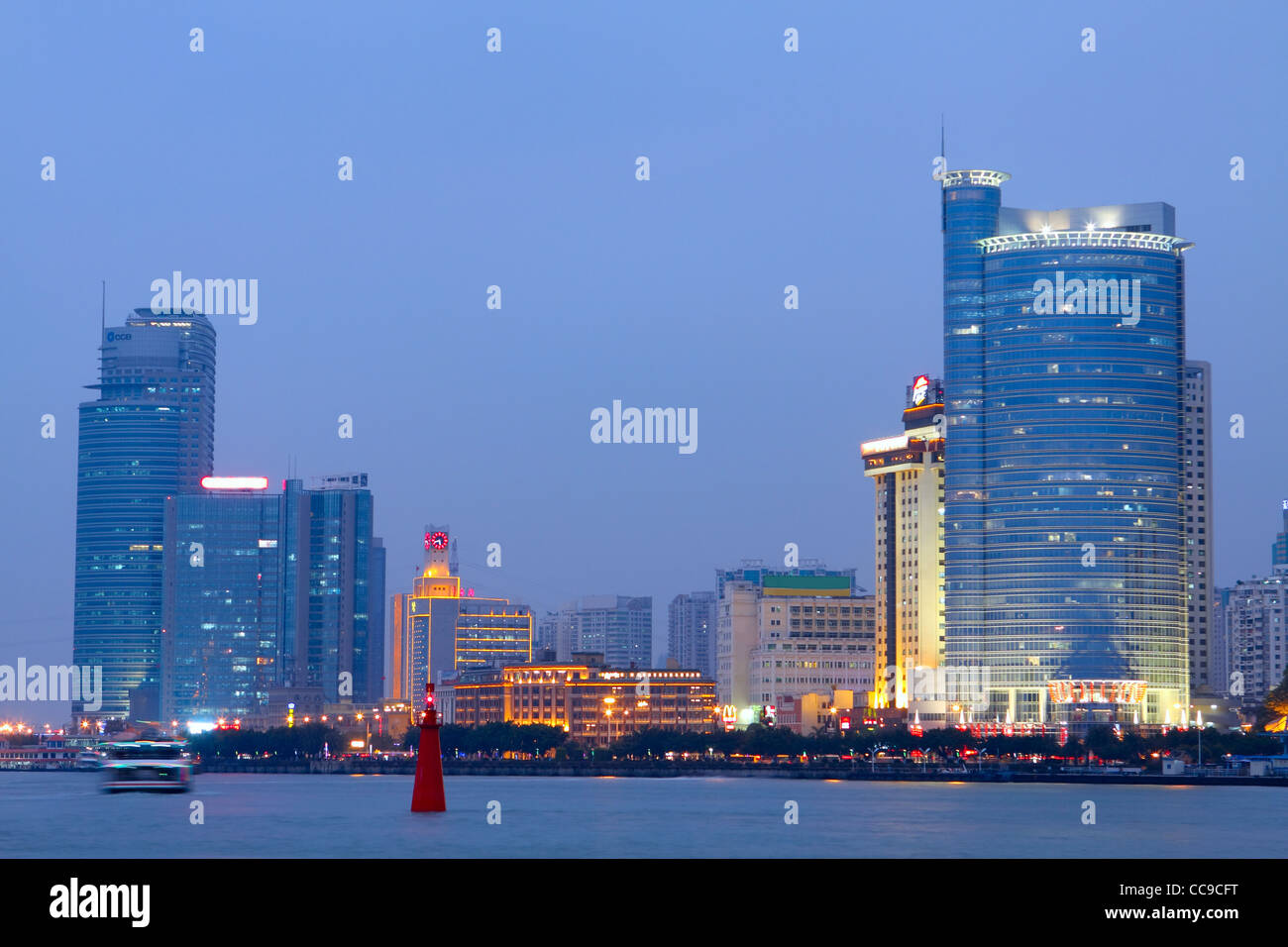 Xiamen night view hi-res stock photography and images - Alamy
