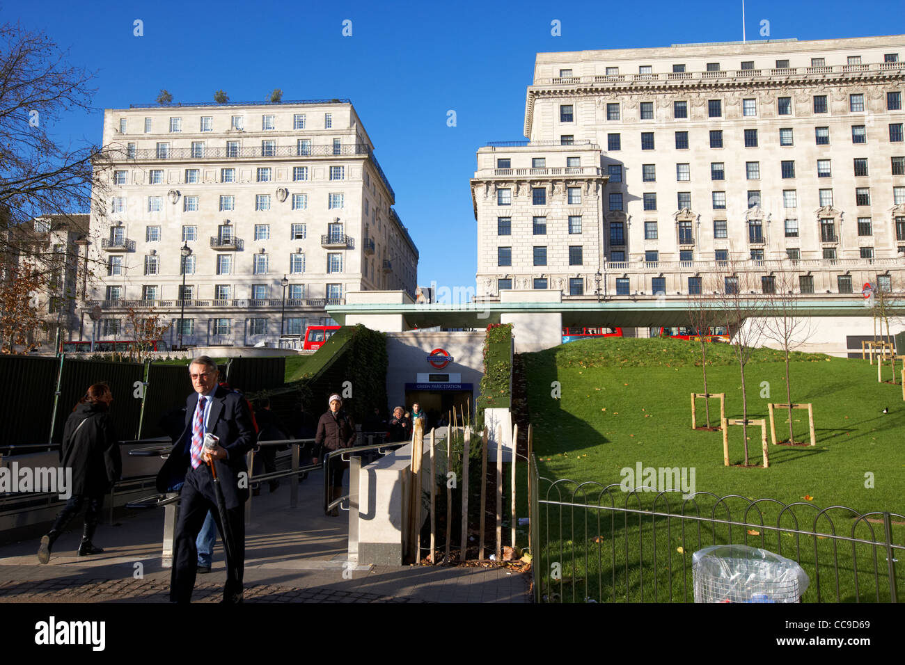 Devonshire house hi-res stock photography and images - Alamy