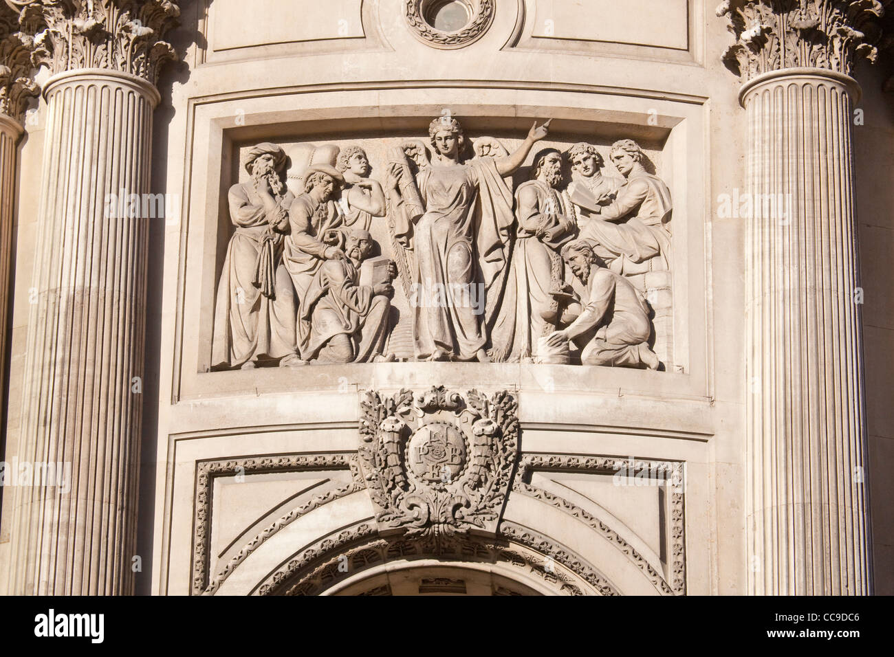 The gibson hall hi-res stock photography and images - Alamy
