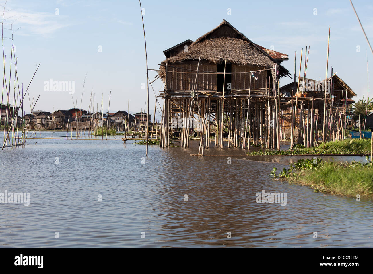 Stilt bamboo house hi-res stock photography and images - Alamy
