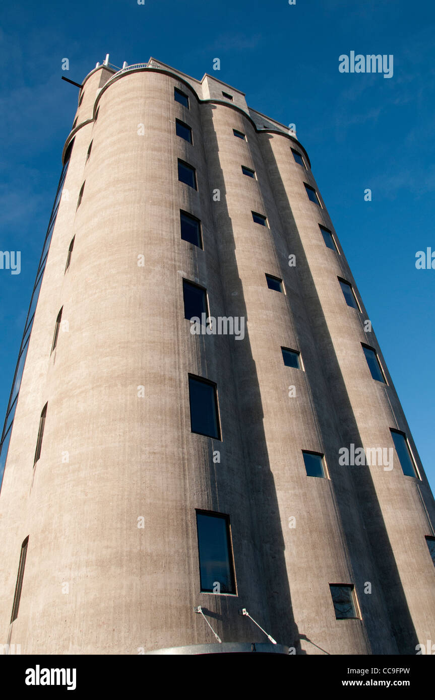 Grain silo hi-res stock photography and images - Alamy