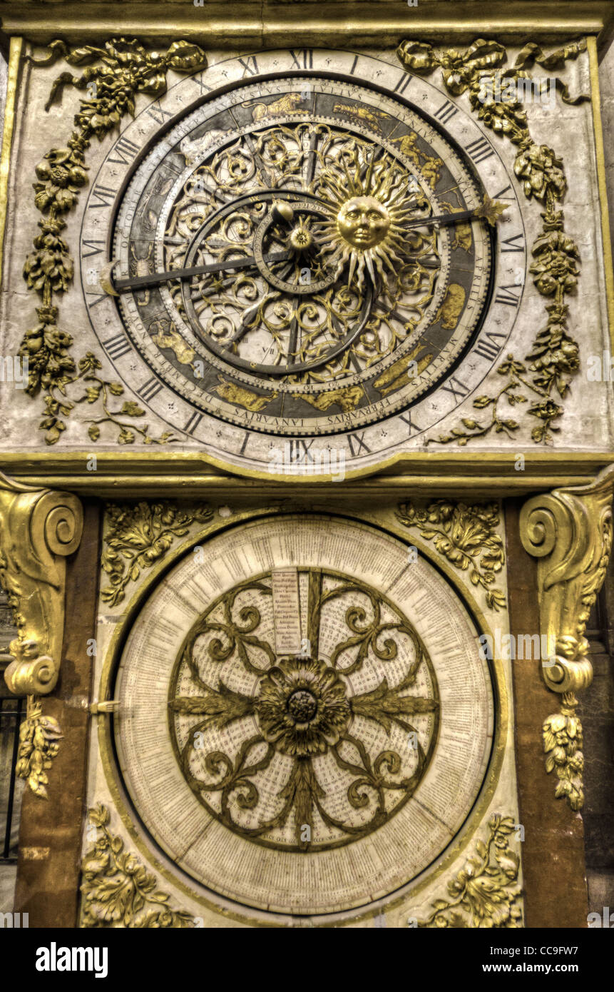 Cathedral clocks in france hi-res stock photography and images - Alamy