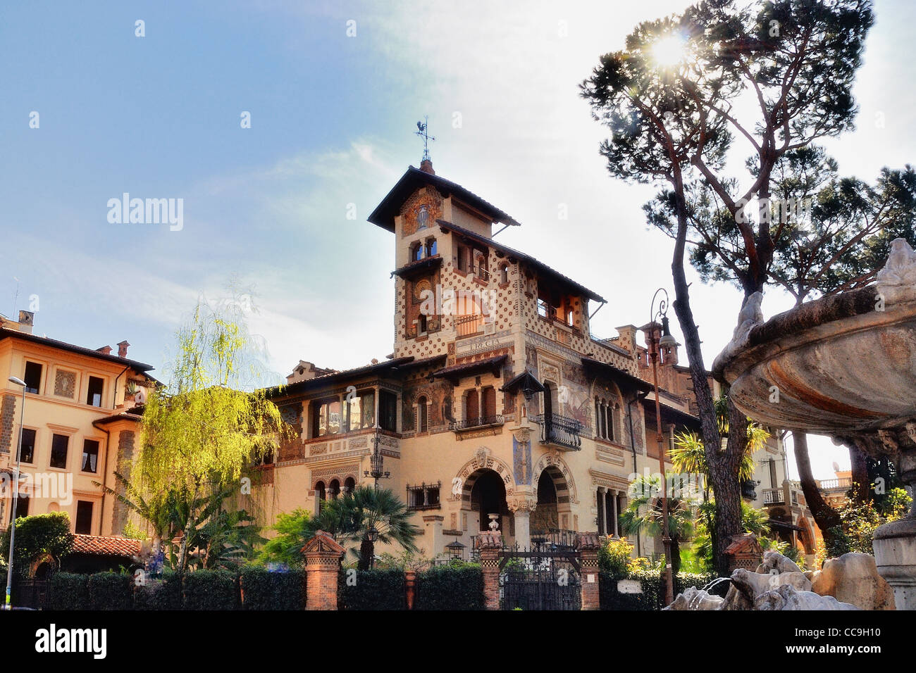 italia roma rome villino delle fate coppede’ piazza mincio Stock Photo ...