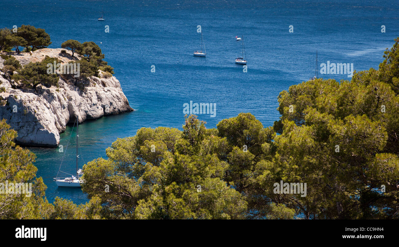 The splendid coast of southern France (Calanques de Cassis Stock Photo ...