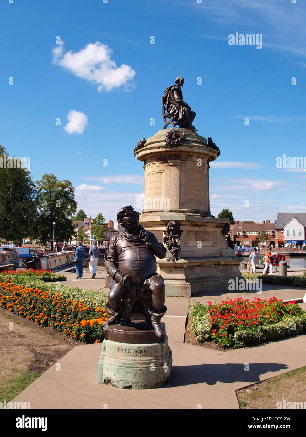 Stratford upon avon statue falstaff hi-res stock photography and images ...