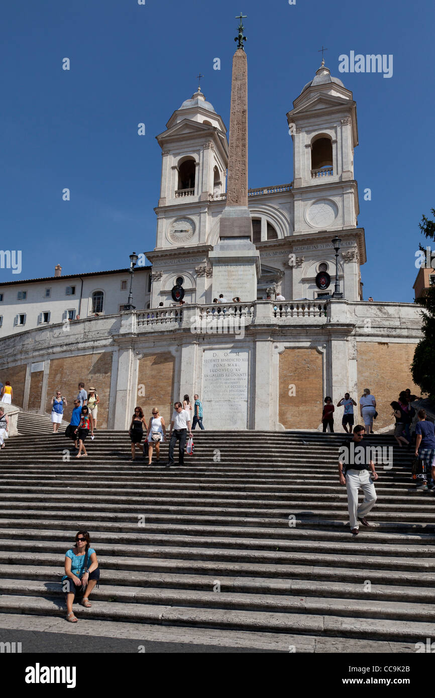 The spanish steps and the Santissima Trinità dei Monti Stock Photo - Alamy
