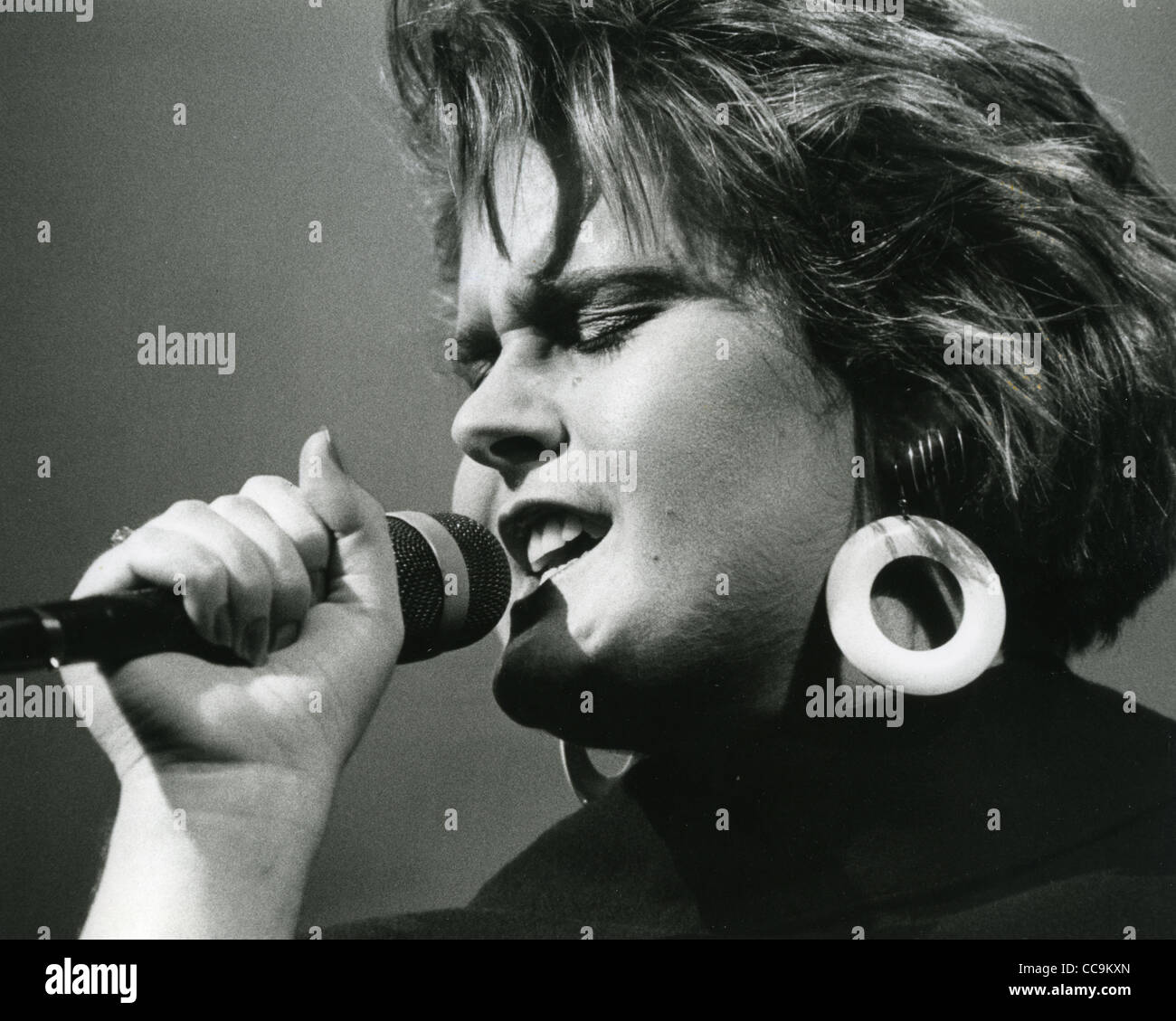 ALISON MOYET UK singer about 1984. Photo Stephen Woodd Stock Photo - Alamy