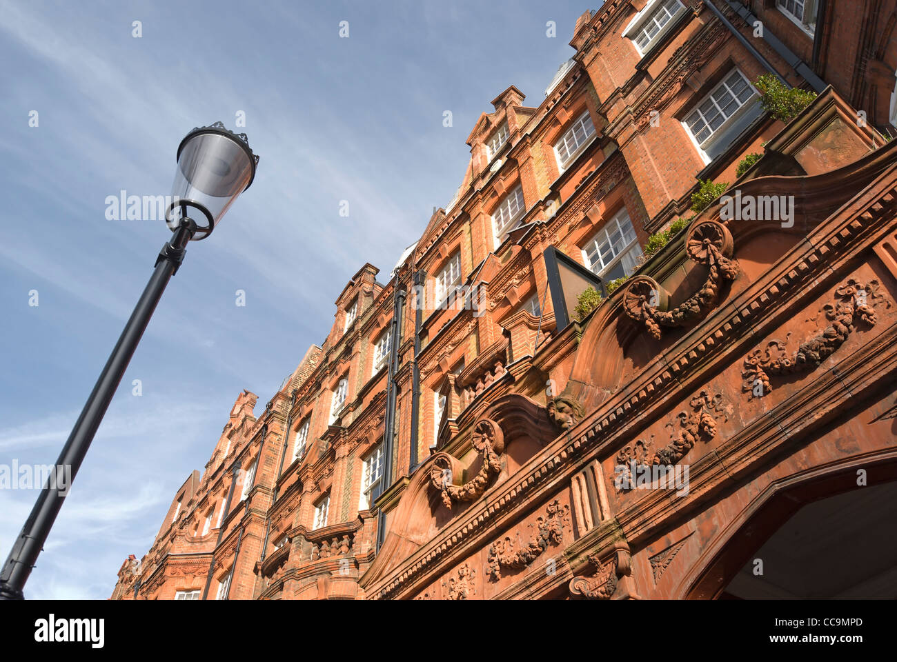 redbrick victorian mansion block, designed by harry bell measures, in ...