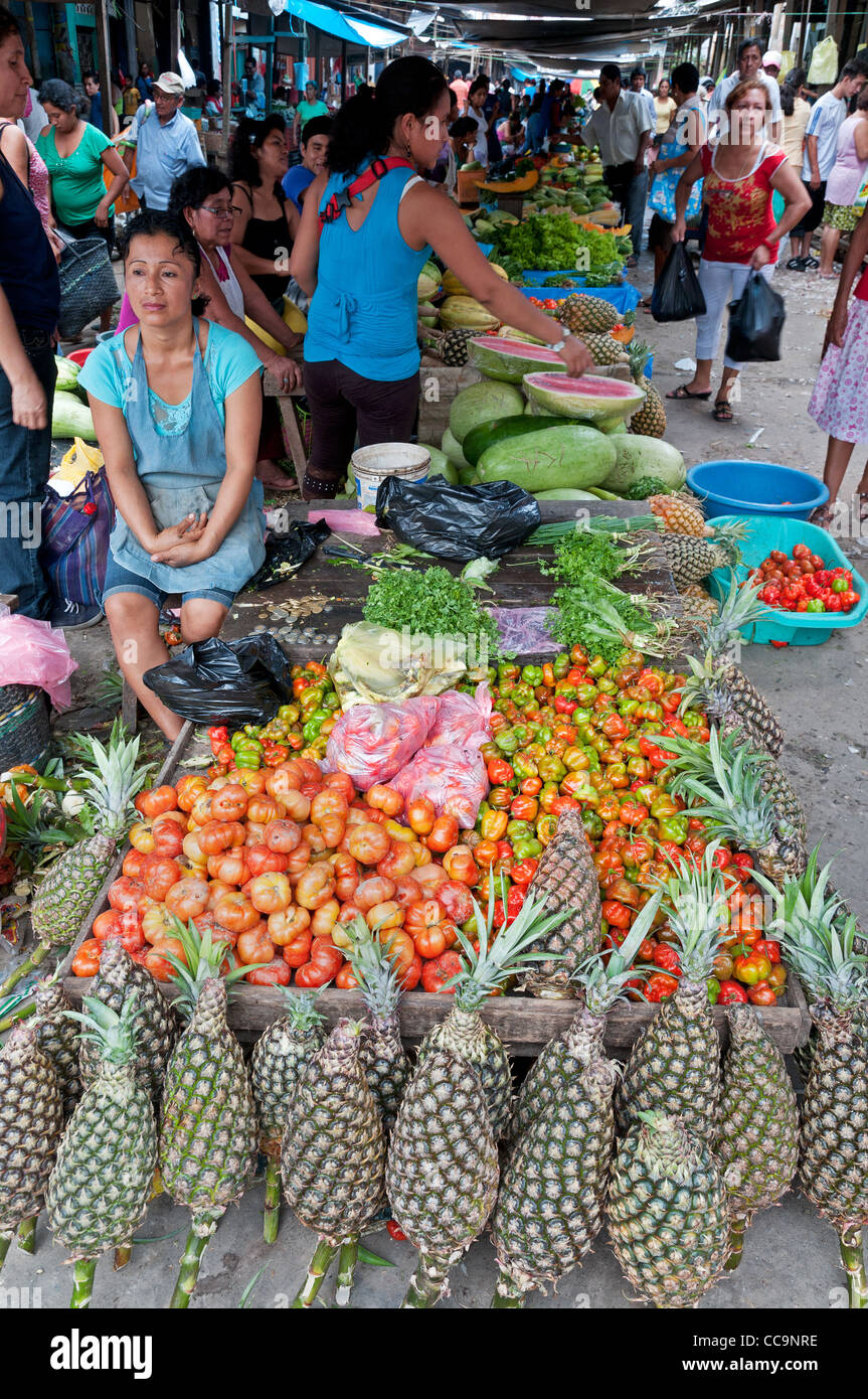 Iquitos, Peru. Belen open-air market Stock Photo - Alamy