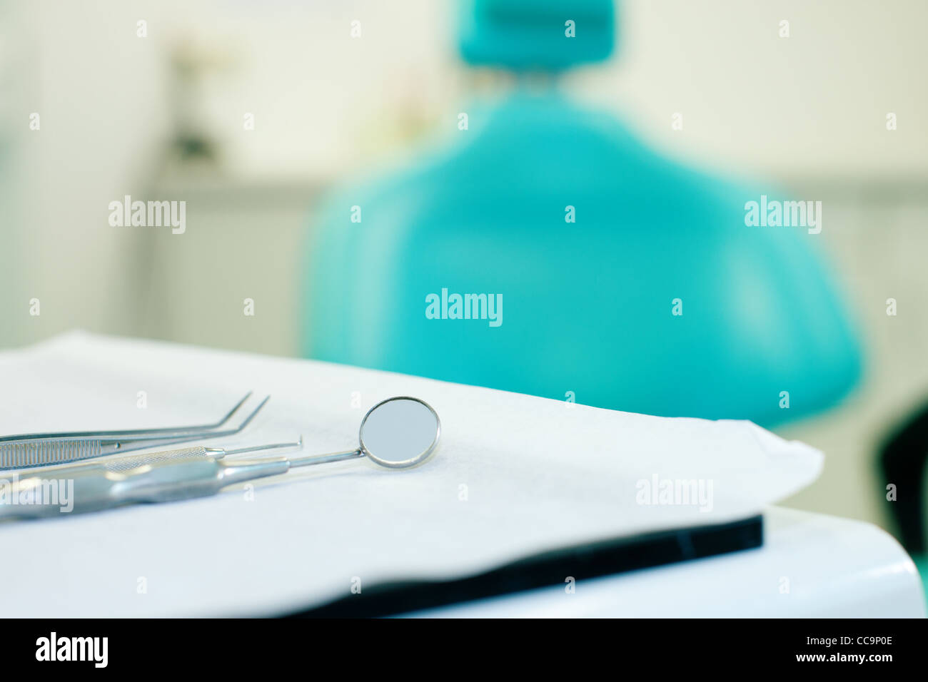 Dentist hi-res stock photography and images - Alamy