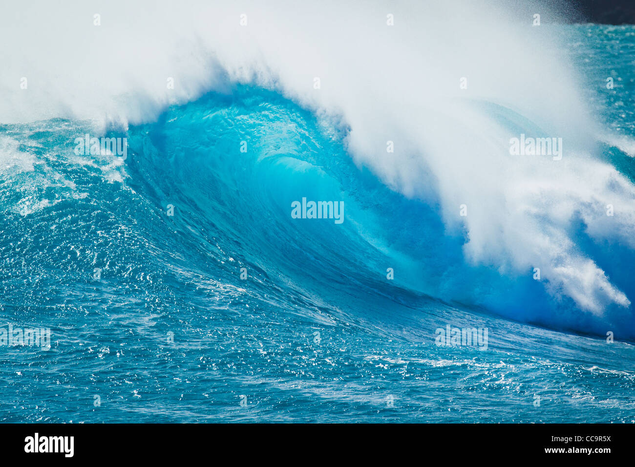 Beautiful Blue Ocean Wave Stock Photo - Alamy