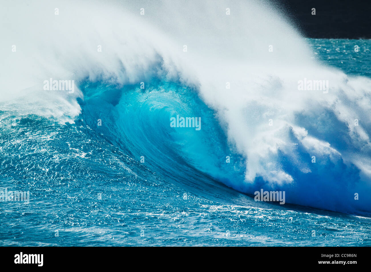 Beautiful Blue Ocean Wave Stock Photo - Alamy