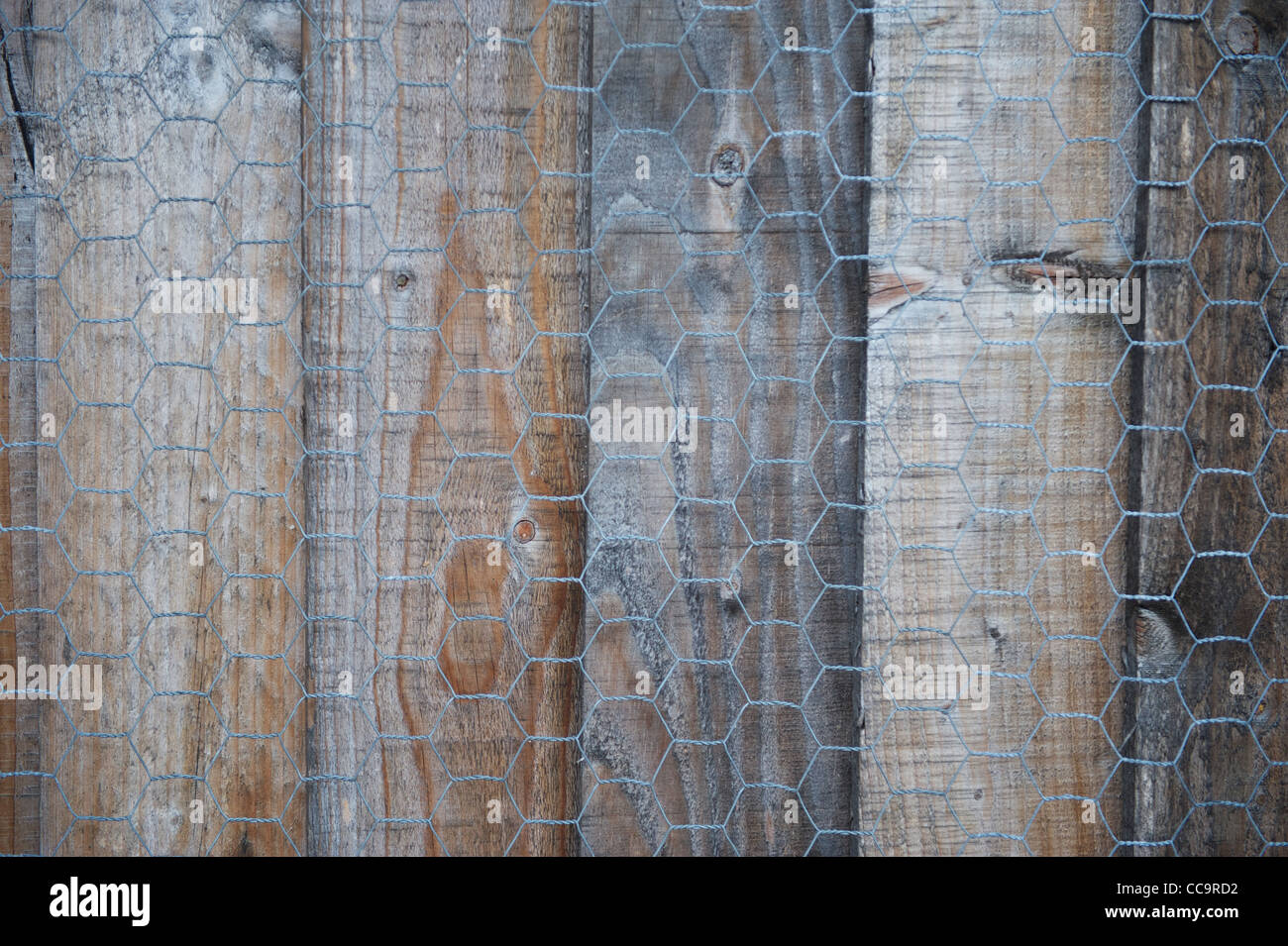 Wood wire mesh hi-res stock photography and images - Alamy