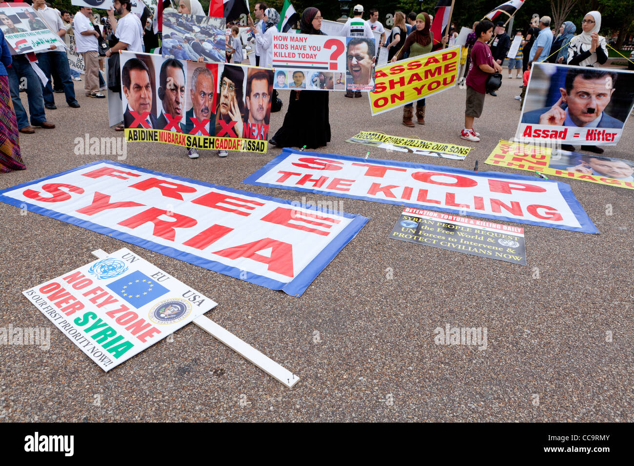 Syrian nationals protest - Washington, DC USA Stock Photo - Alamy