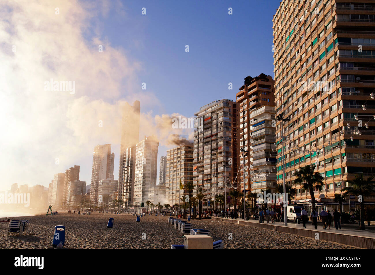 Fire has broken out in a penthouse of a building on Playa Levante beach ...