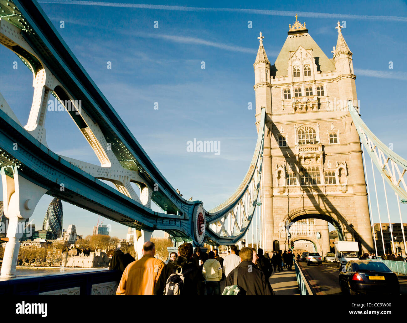 Tower bridge iconic landmark hi-res stock photography and images - Alamy