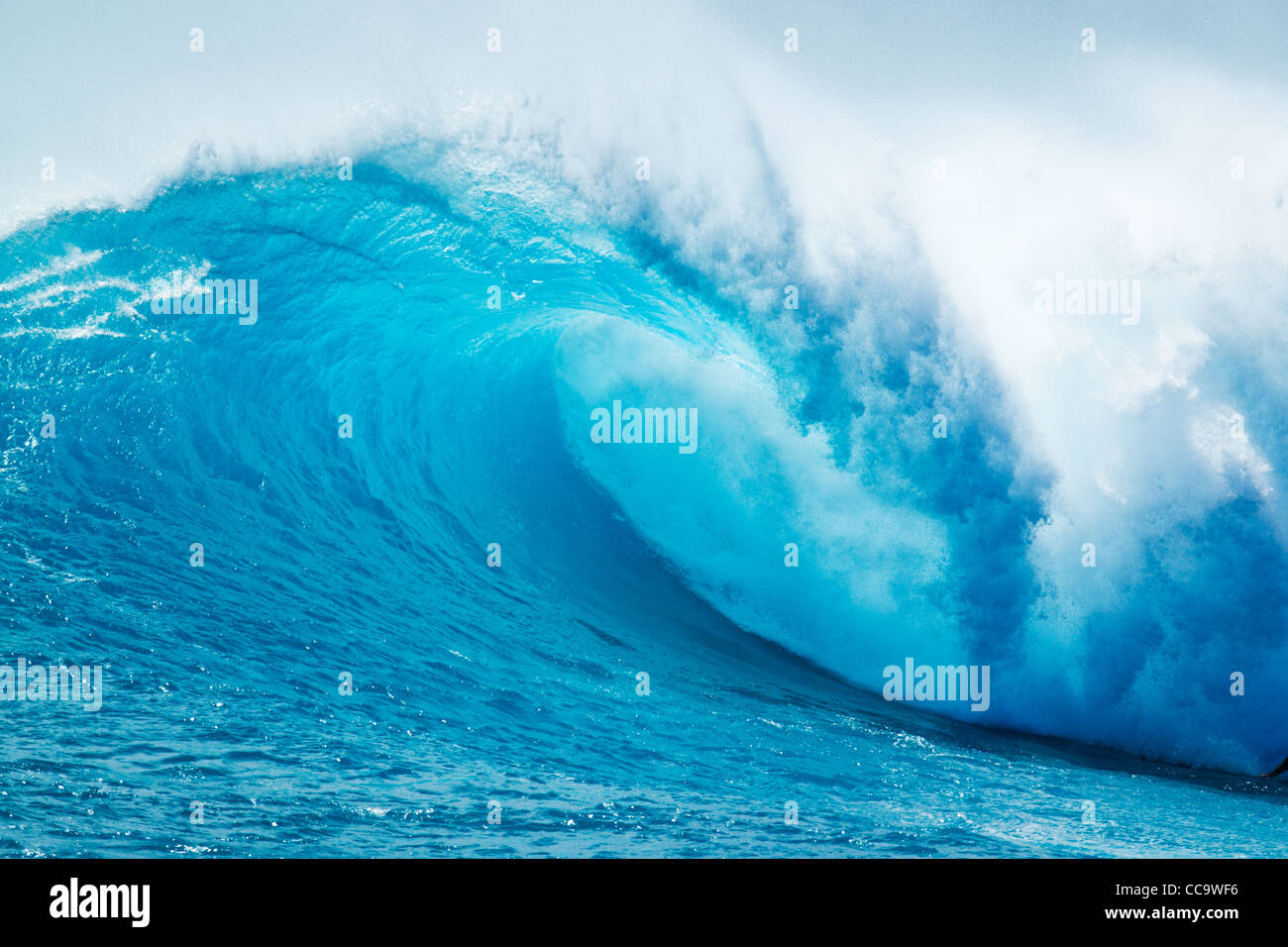 Beautiful Blue Ocean Wave Stock Photo - Alamy