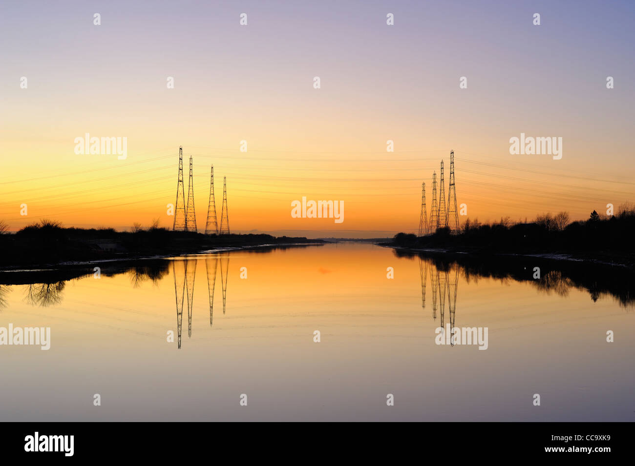 Looking out over the River Ribble from Preston Dock entrance Stock ...